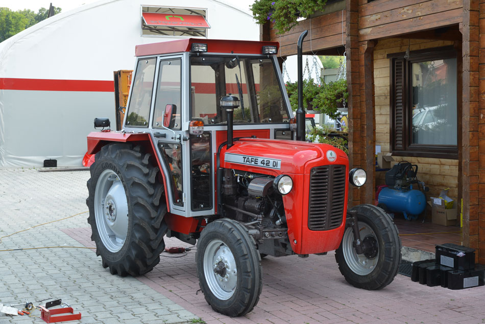 Traktor TAFE 42 DI - Limes Doo - Poljorpivredna mehanizacija